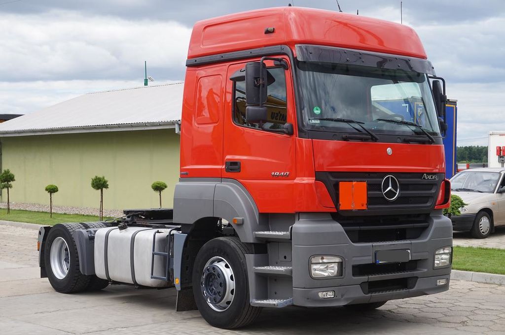 Огляд двовісного сідельного тягача Mercedes-Benz Axor 1840