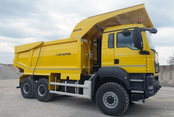 Огляд триосоного самоскида MAN TGS 40.400